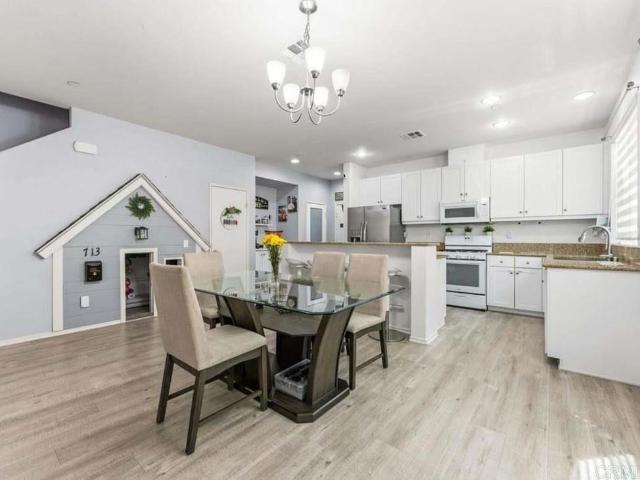 1704 Cal Orchid Place 3