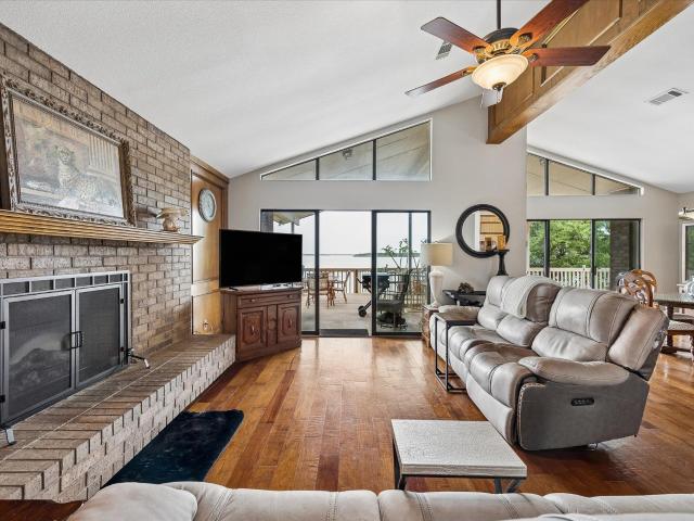 1704 County Road 128
