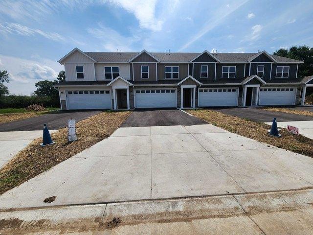 1704 E 23rd St, Marshfield, WI 54449