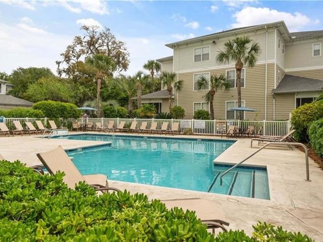 1704 Frederica Rd Apt 431, Saint Simons Island, GA 31522