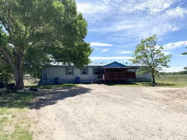 1704 Juan Perea, Los Lunas, NM 87031 649060853