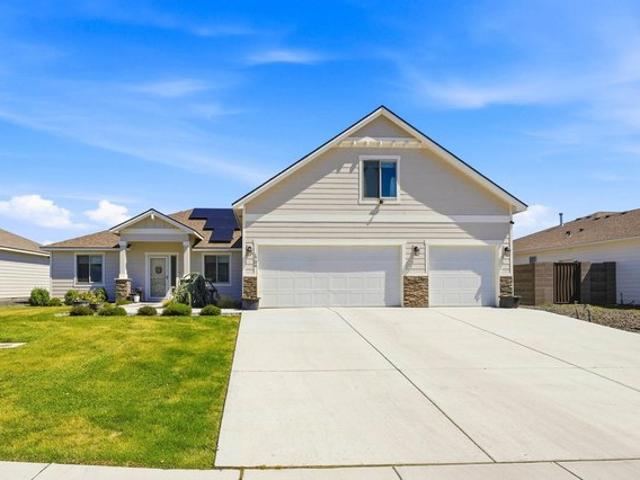 1704 Kendall Rd NW, Benton City, WA 99320