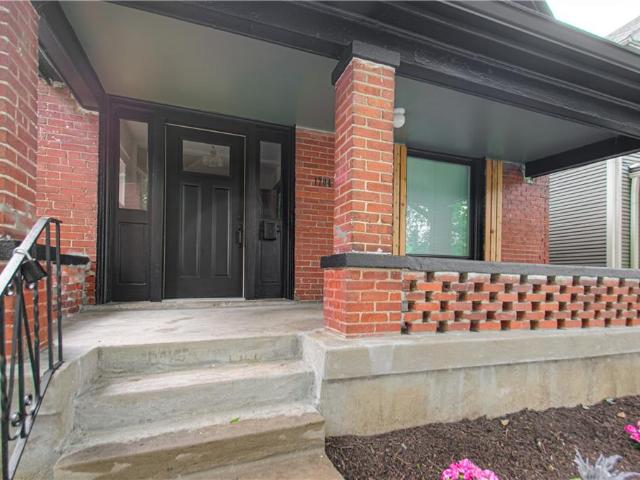 1704 Lake Boulevard