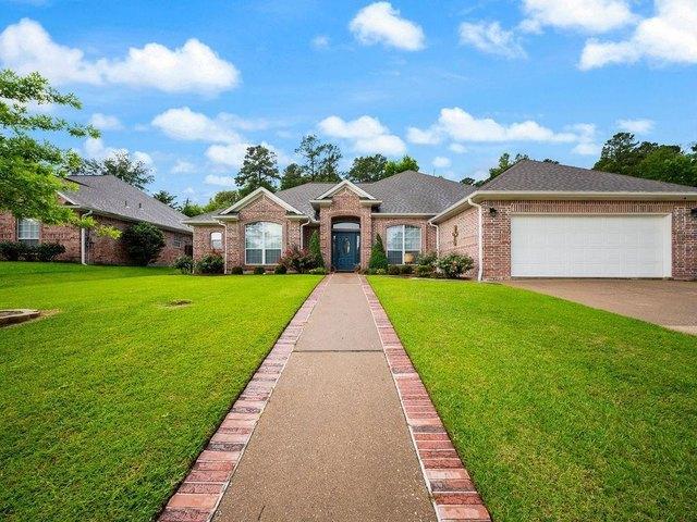 1704 Loblolly Ln, Lufkin, TX 75904