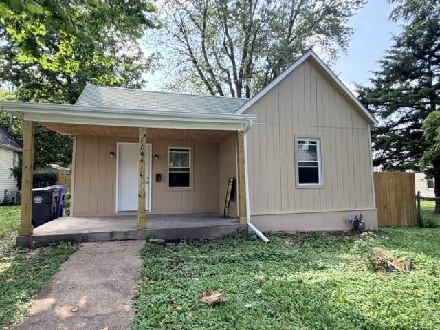 1704 S Missouri Ave, Sedalia, MO 65301