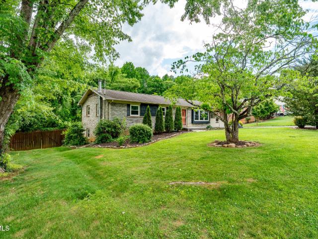 1704 Scenic Drive