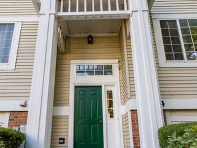 1704 Sienna Ct, Wheeling, IL 60090