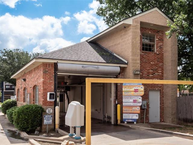 1704 Teasley Lane