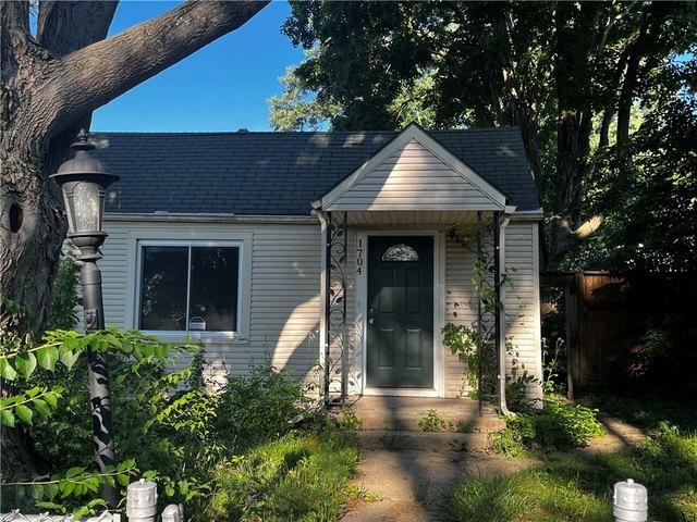 1704 Wilbur Ave, Fairborn, OH 45324