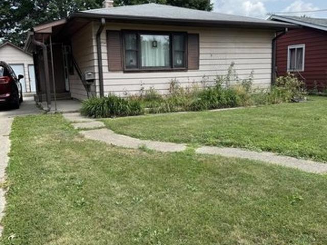 1704 19th Ave, Sterling, IL 61081