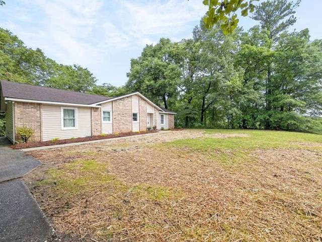 1704 11th Pl S, Phenix City, AL 36869