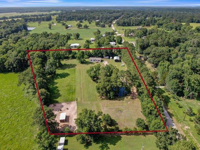17055 Rogers Rd, Willis, TX 77378