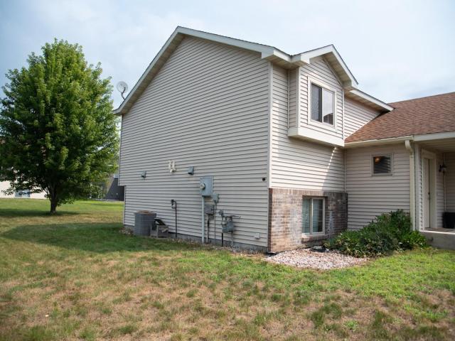 17056 Trillium Lane