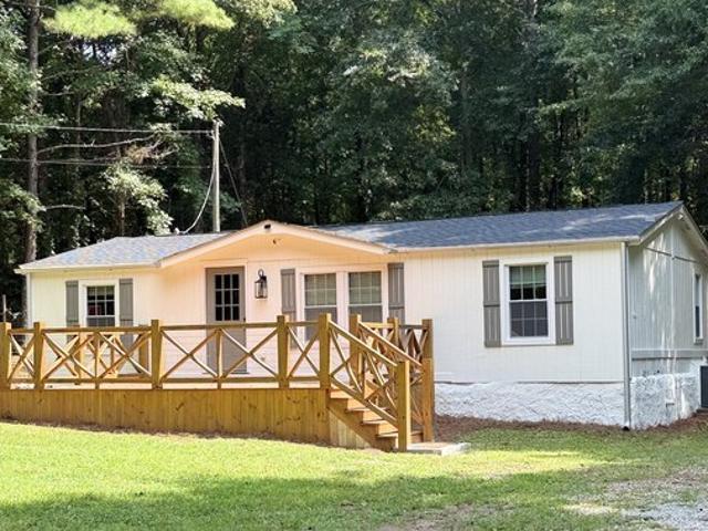 17056 Wildwood Rd, Griffin, GA 30223