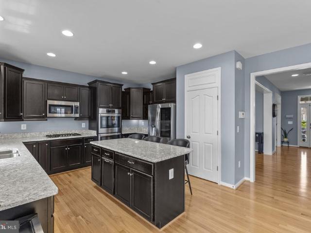 1705 magnolia cir