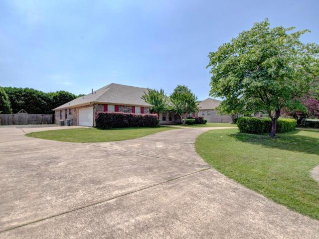 1705 N Lincoln