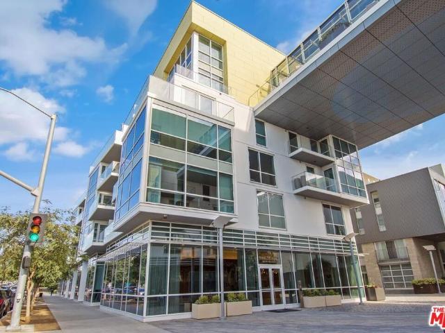 1705 Ocean 412
