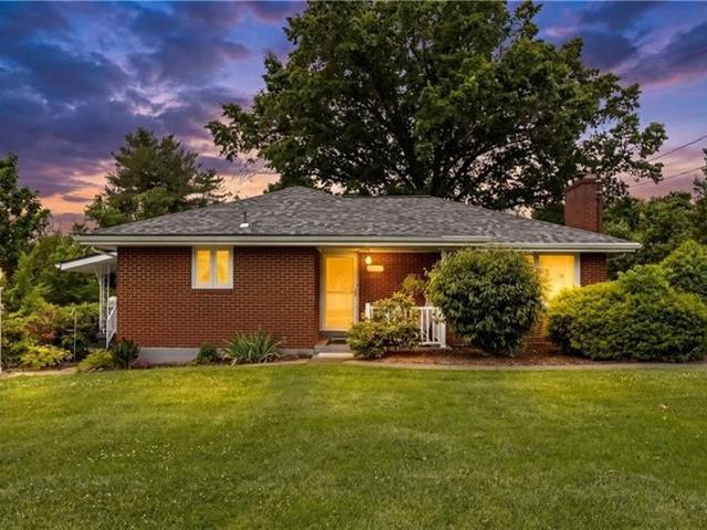 1705 Arona Rd, Irwin, PA 15642