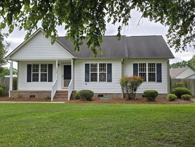 1705 Crawfords Pointe Dr, Greenville, NC 27834