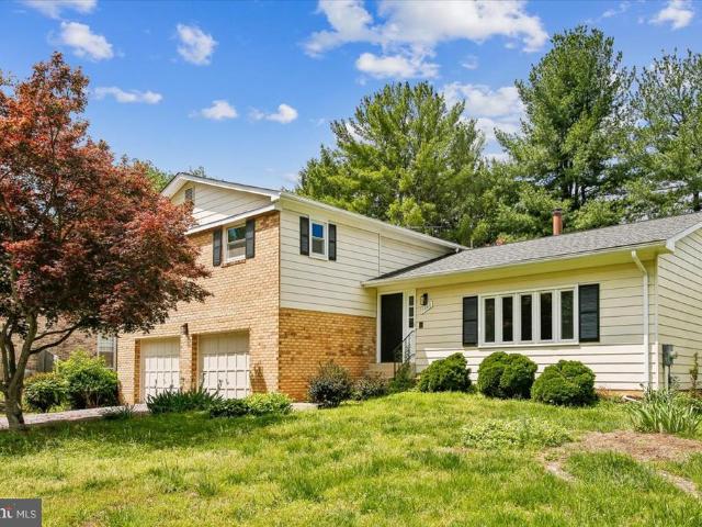 1705 Crestview