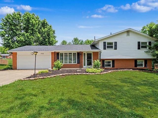 1705 Devonshire Ln, Mansfield, OH 44907
