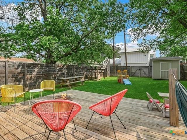 1705 E 14th St Unit B, Austin, TX 78702