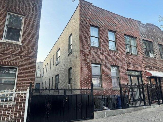 1705 E 174th St, Bronx, NY 10472