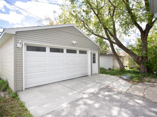 1705 E Newton Ave, Unit 1707