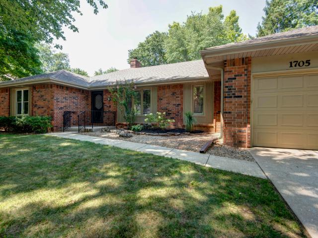 1705 E Vincent Drive