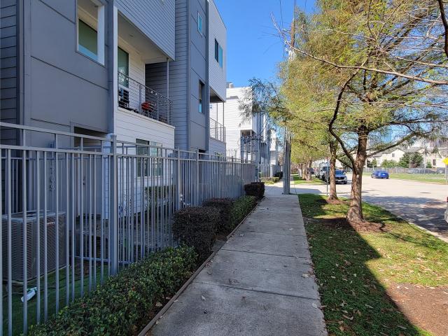 1705 Eado Point Lane