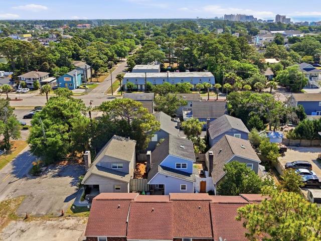 1705 Edge Dr