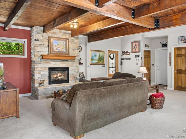 1705 Hummingbird Drive
