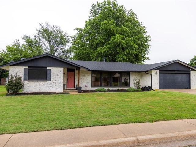 1705 Jean St, Springdale, AR 72762
