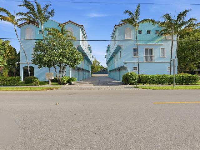 1705 Johnson St, Unit D, Hollywood, FL 33020 | MLS #B26019