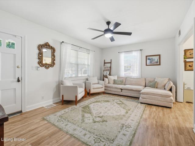 1705 Lakeside Dr