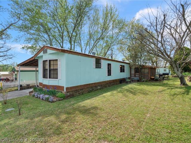 1705 Lincoln Trail
