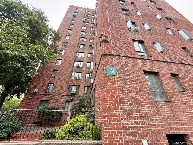 1705 Purdy Street, Unit 3C