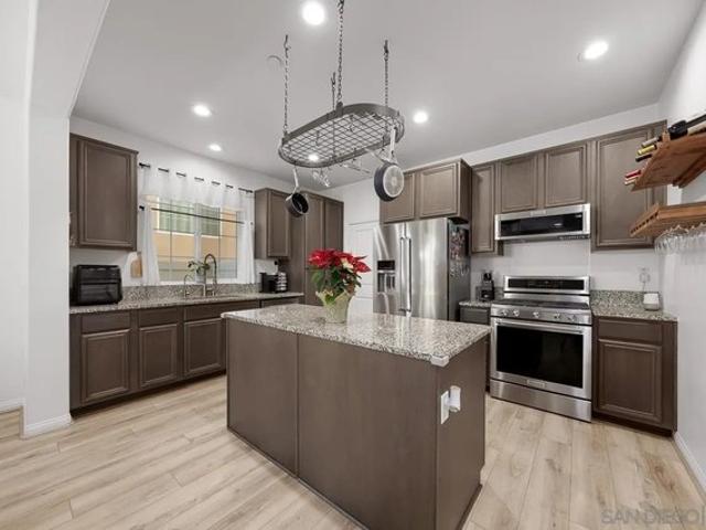 1705 Pantai Ave, Chula Vista, CA 91913