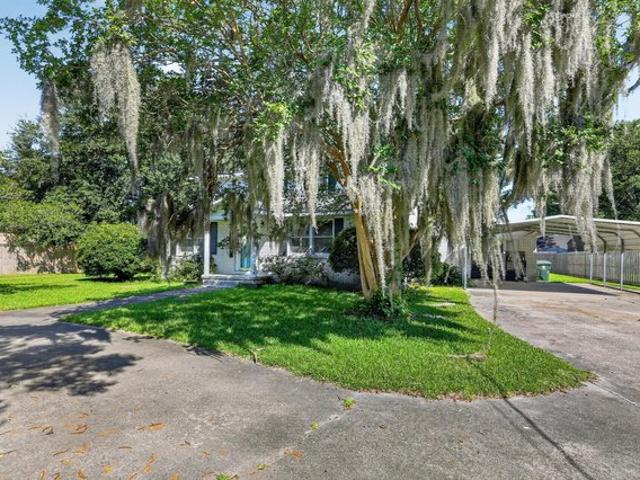1705 Redwood Dr, Moncks Corner, SC 29461