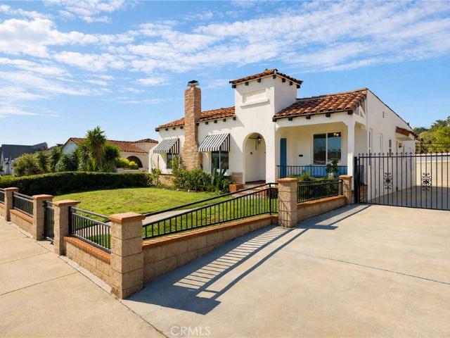 1705 S Fremont