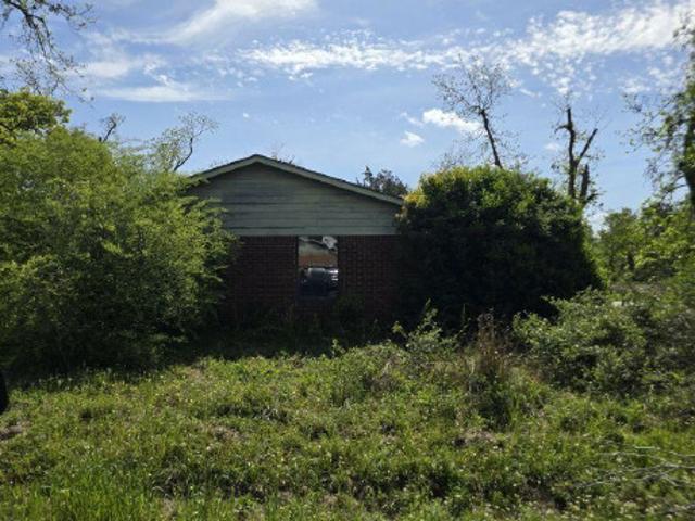 1705 Spooner Road