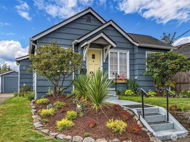 1705 13th St, Bremerton, WA 98337