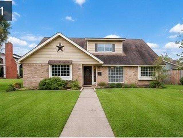 1705 20th Ave N, Texas City, TX 77590