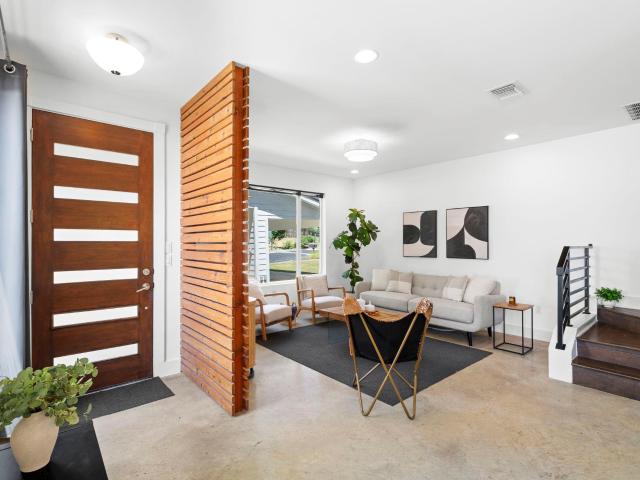 1705B Perez St