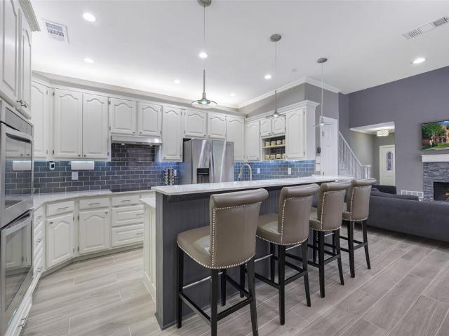 17060 Upper Bay Road