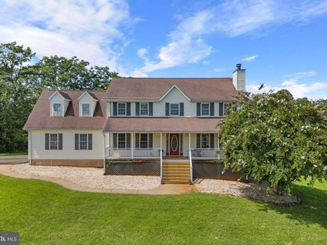 17065 Reid Hill Dr, Culpeper, VA 22701