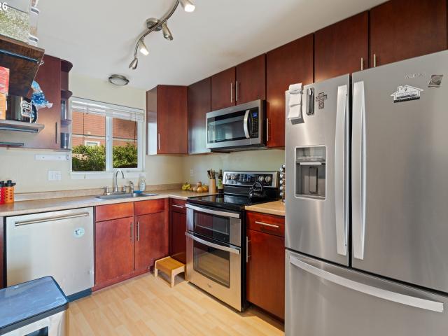 1706 avalon way # 28