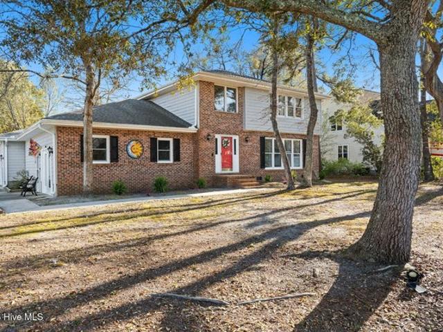 1706 Bay Tree Ct SW, Ocean Isle Beach, NC 28469
