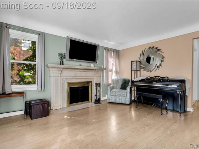 1706 Catalpa Drive
