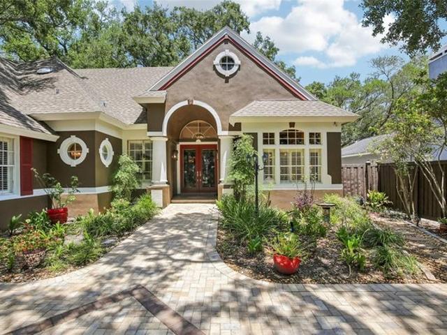 1706 Country Trails Dr, Safety Harbor, FL 34695
